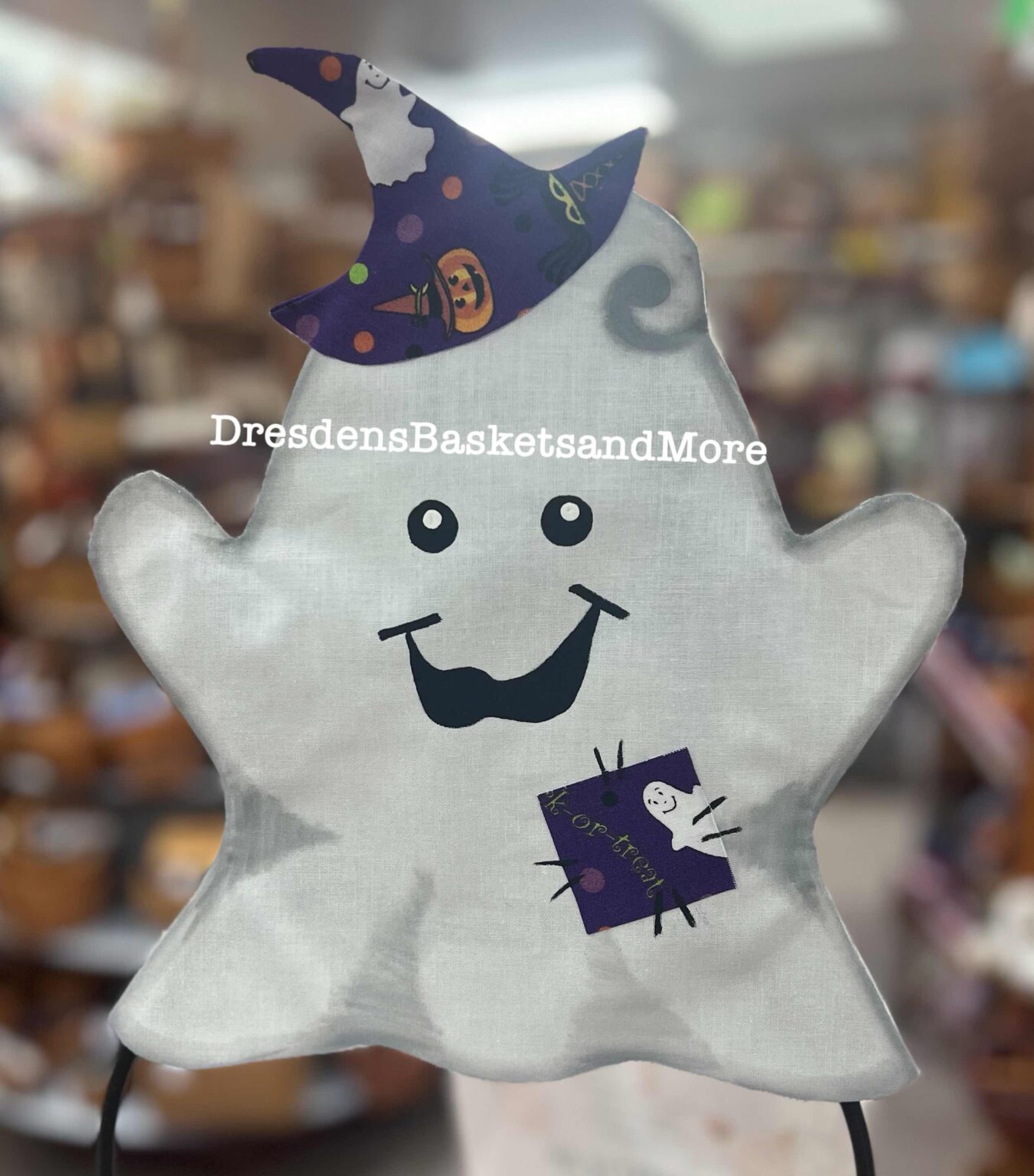 Ghost Face for the Small Wrought Iron Snowman with Halloween Party Trim ...